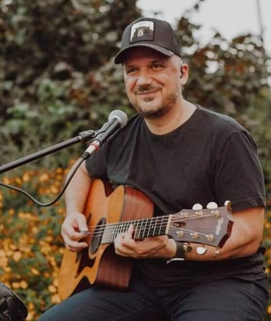 Addio alla classe di Thomas Romano: lo piangono anche i big della ...