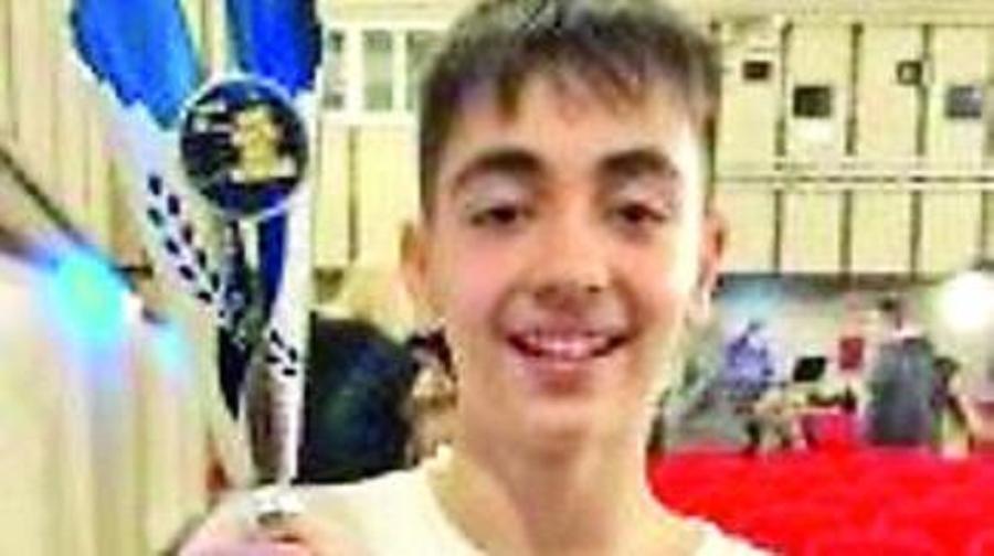 Livorno, il dodicenne Denny B porta sul podio “L’amore alla mia età ...