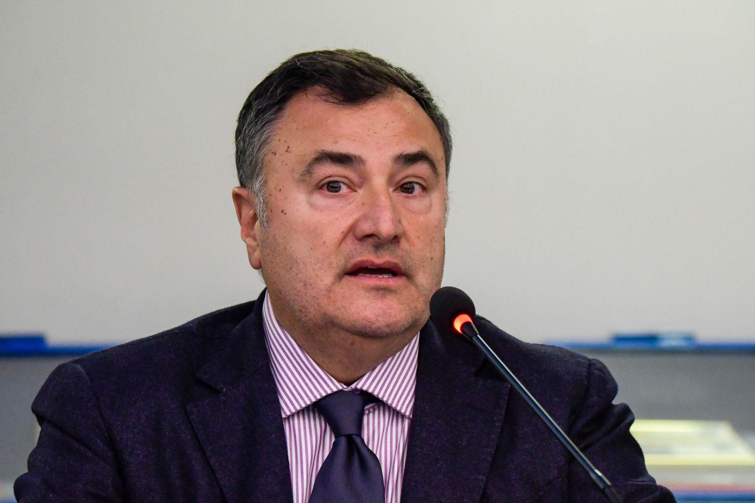 Il dg della Fiorentina Barone: «Investire sul restyling del Franchi ...