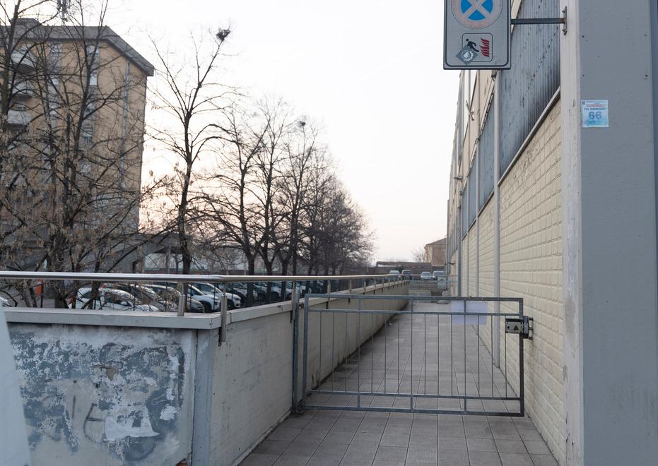 Modena, un unico bagno per undici classi: «Ci vanno maschi e femmine» - Gazzetta di Modena