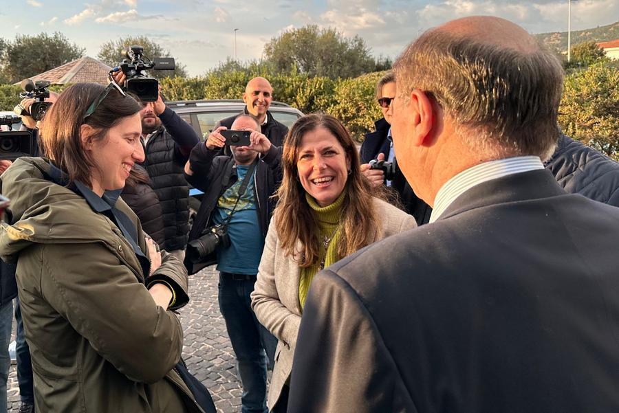 Sassari, Alessandra Todde al 53%, Paolo Truzzu al 37% - La Nuova Sardegna