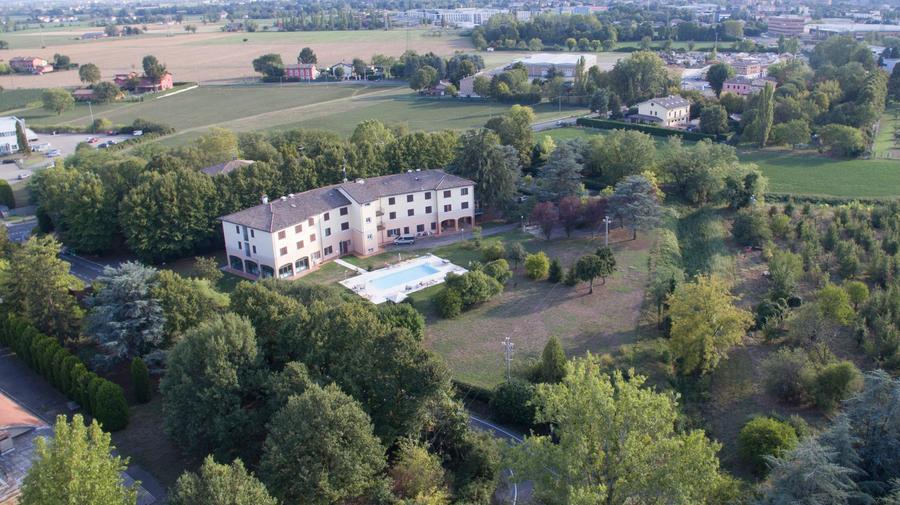 I soci di Modena hanno detto basta: l’hotel Le Ville ceduto ai cinesi ...