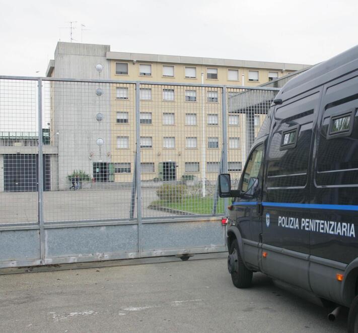 Pretendere di cambiare cella: minaccia la direttrice del carcere e ...