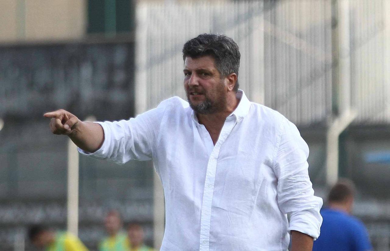 Dazn e il docufilm su Silvio Baldini: chi è il mister che ha ispirato ...