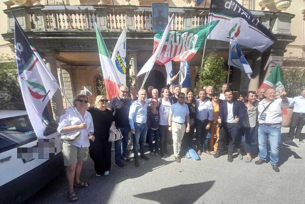 Il neo sindaco di Ponsacco: «Le famiglie rom fuori provincia e il più ...