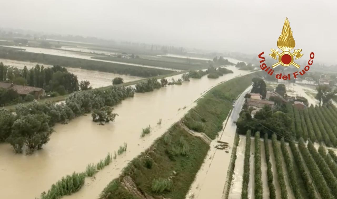 Maltempo in Romagna, due dispersi a Bagnacavallo, mille persone ...