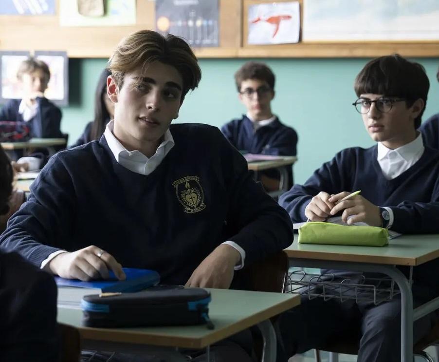 Andrea Arru, dal successo su Netflix a “Il ragazzo dai pantaloni rosa ...