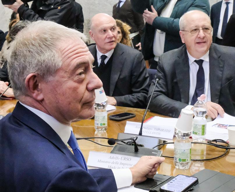 Maserati, Stellantis: «Modena sarà il polo dell’alta gamma» - La Nuova ...