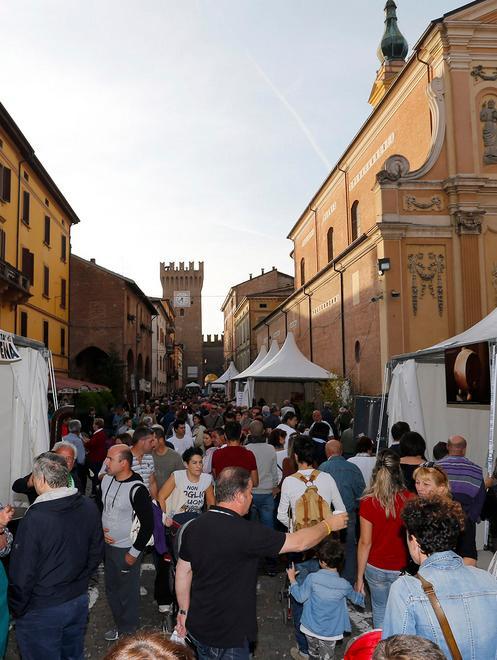 “Mast Cot”, una festa a gonfie vele Gazzetta di Modena