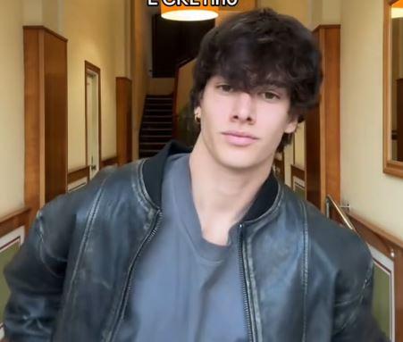 Il tiktoker Emanuele Militello Fendi: «Il liceo classico? Serve ancora ...