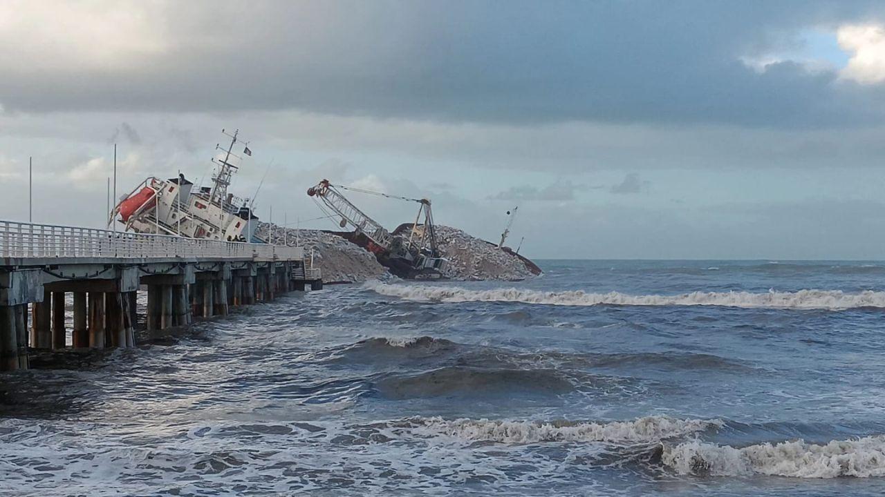 Nave Guang Rong alla deriva a Marina di Massa: Equipaggio in Salvo ...