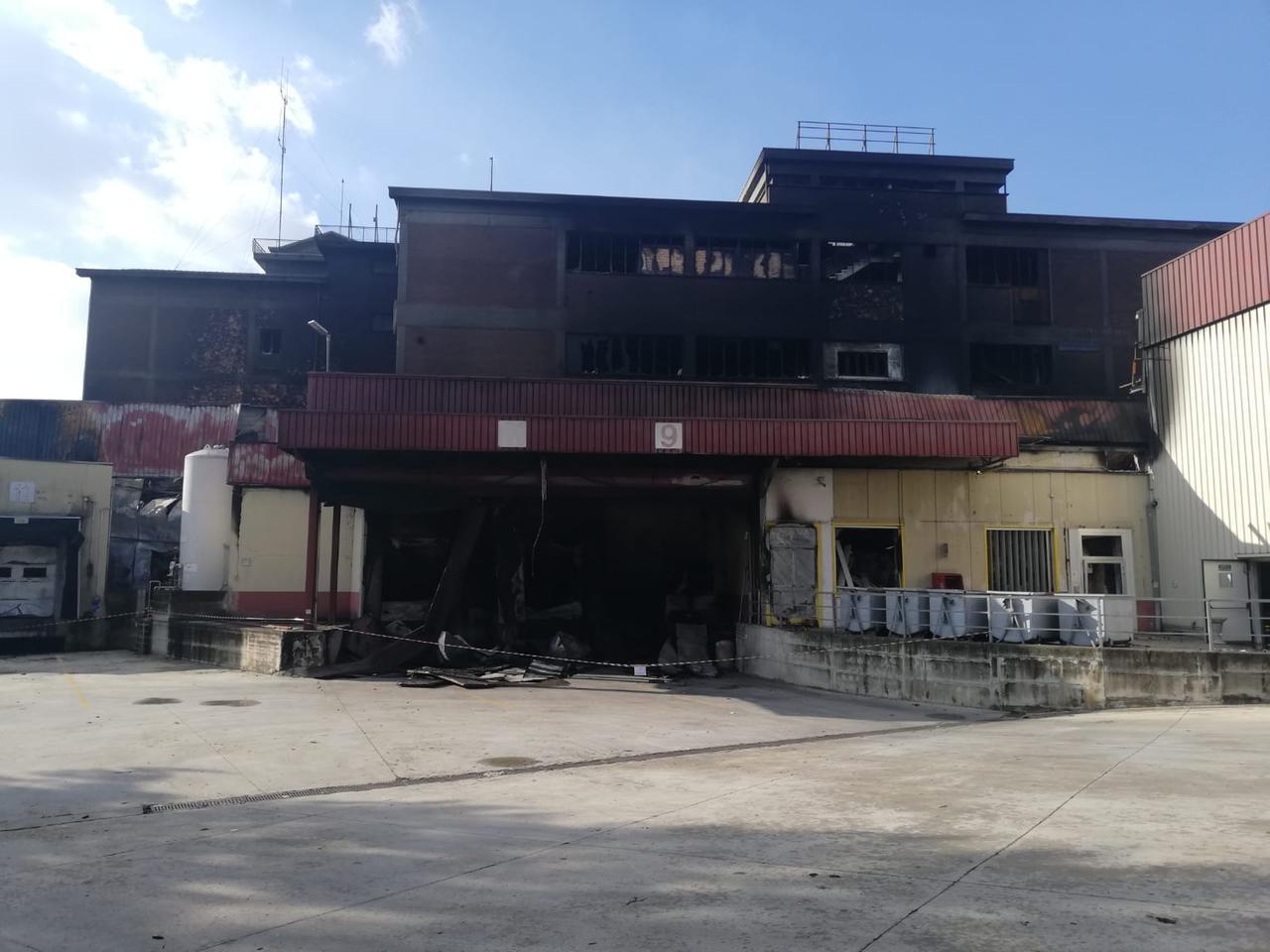 Incendio Inalca, lunedì 24 febbraio incontro pubblico - Gazzetta di Modena