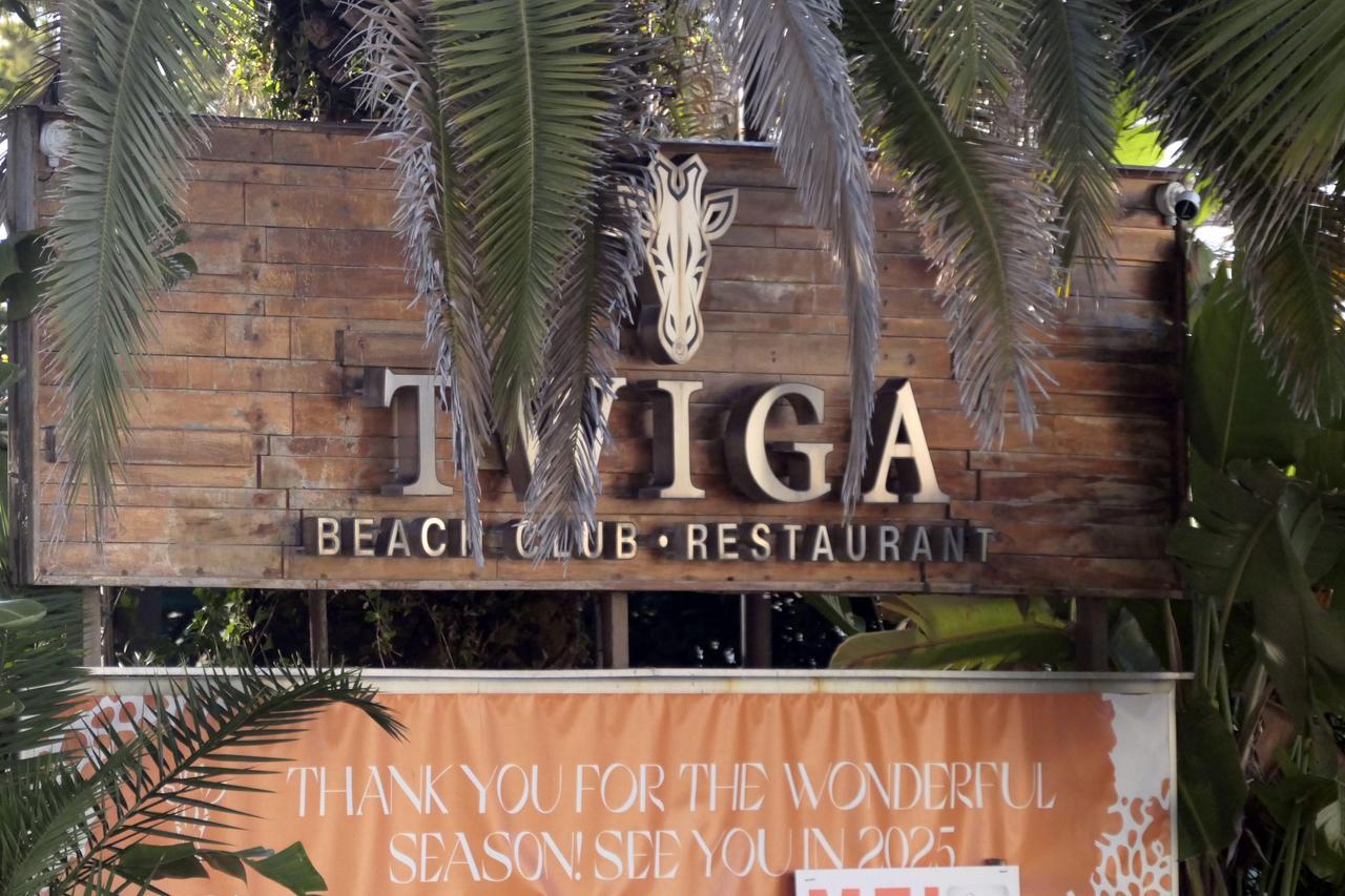 Leonardo Maria Del Vecchio compra il Twiga: Cosa Cambia, l'Investimento ...