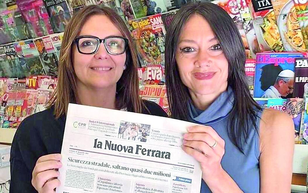 Edicola e tabacchi in via Bologna a Ferrara. «Orari impegnativi ma amo ...