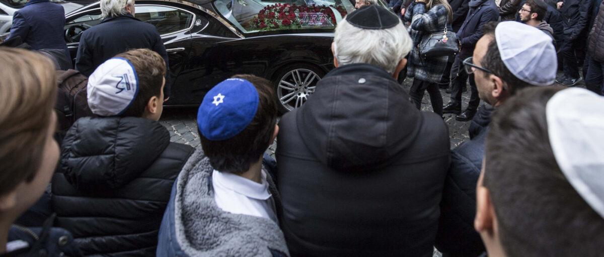 Guerra Israele Palestina, ebrei aggrediti a Venezia: uno è di Modena ...