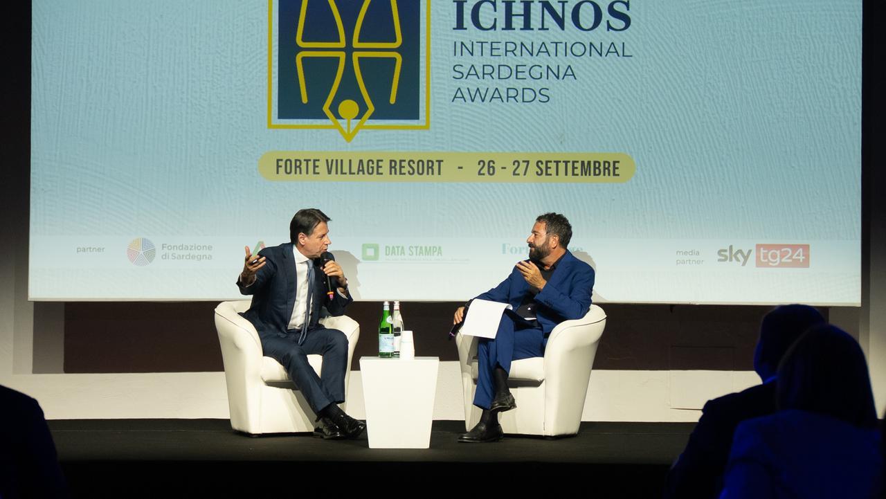 Premio Ichnos, Conte contro Meloni: «Troppi silenzi su Gaza» - La Nuova ...