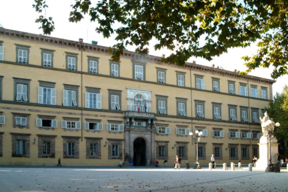 Scuole superiori, pace fatta tra Comune di Lucca e Provincia - Il Tirreno