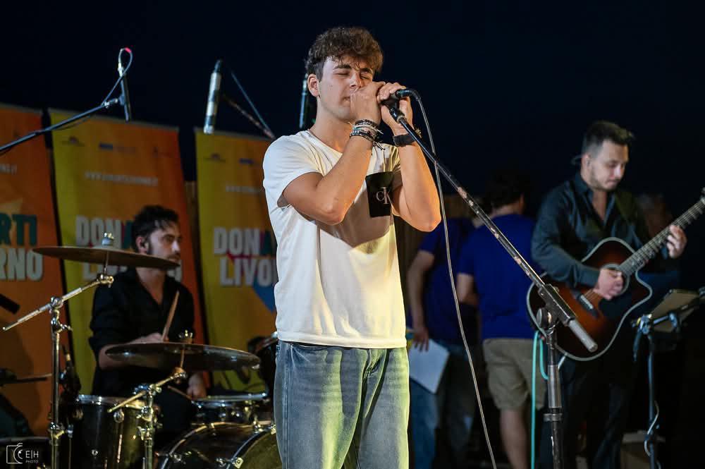 Sperso, da Livorno ai premi musicali: il vogatore-cantante sogna ...