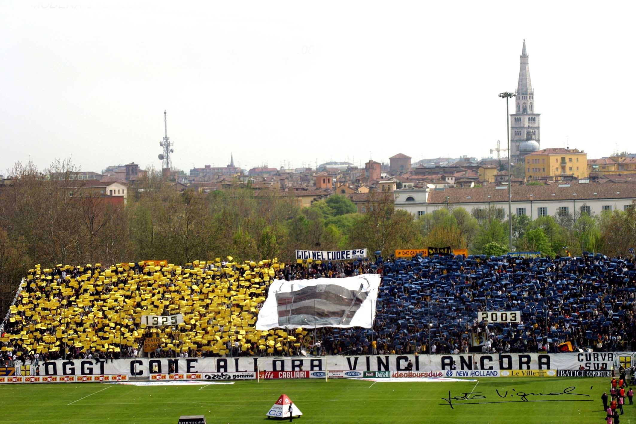 Modena-Bologna, crolla il muro dei diecimila spettatori - Gazzetta di ...