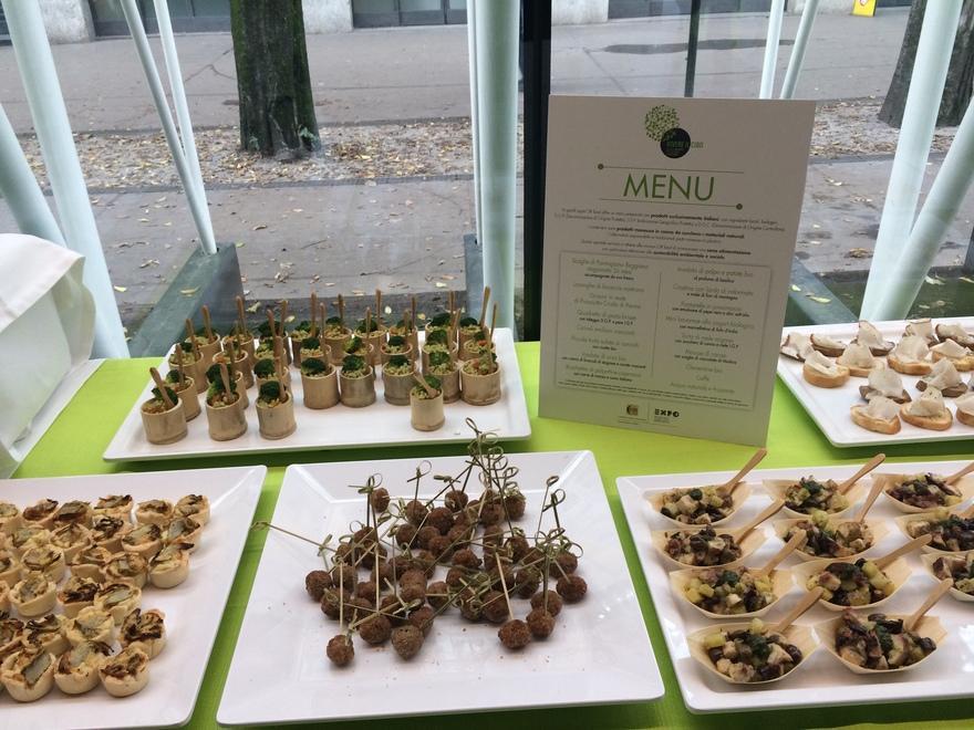 Il buffet offerto da Cir food, un assaggio in vista dell'Expo ...