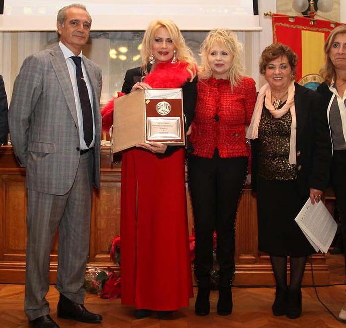 Cosetta Gigli incoronata come regina dell’operetta Il Tirreno