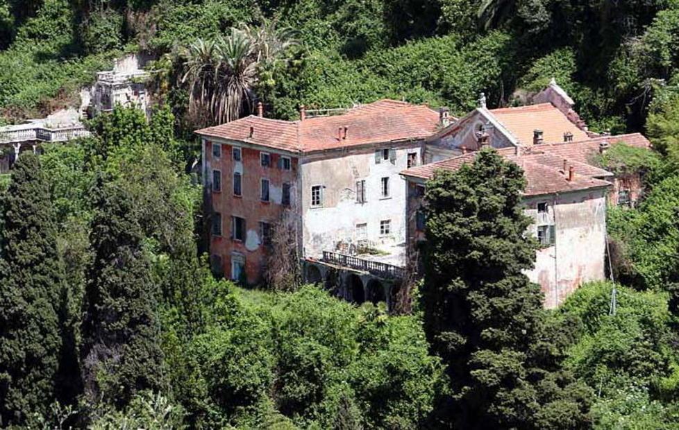 Villa Massoni, il restyling non può aspettare - Il Tirreno