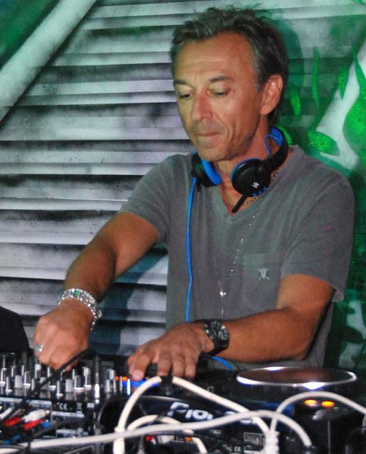 In riva al mare con i dj più famosi La Nuova Sardegna