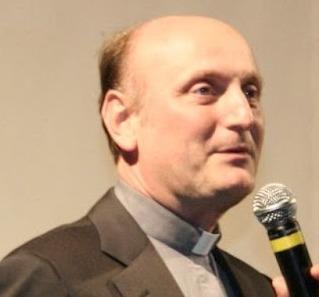 Oggi arriva don Carlo Sacchetti Gazzetta di Reggio