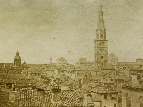 Guarda le prime fotografie scattate a Modena: così era la città nel ...
