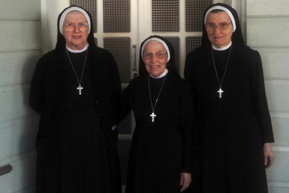 Il paese festeggia i cento anni delle suore Gazzetta di Reggio