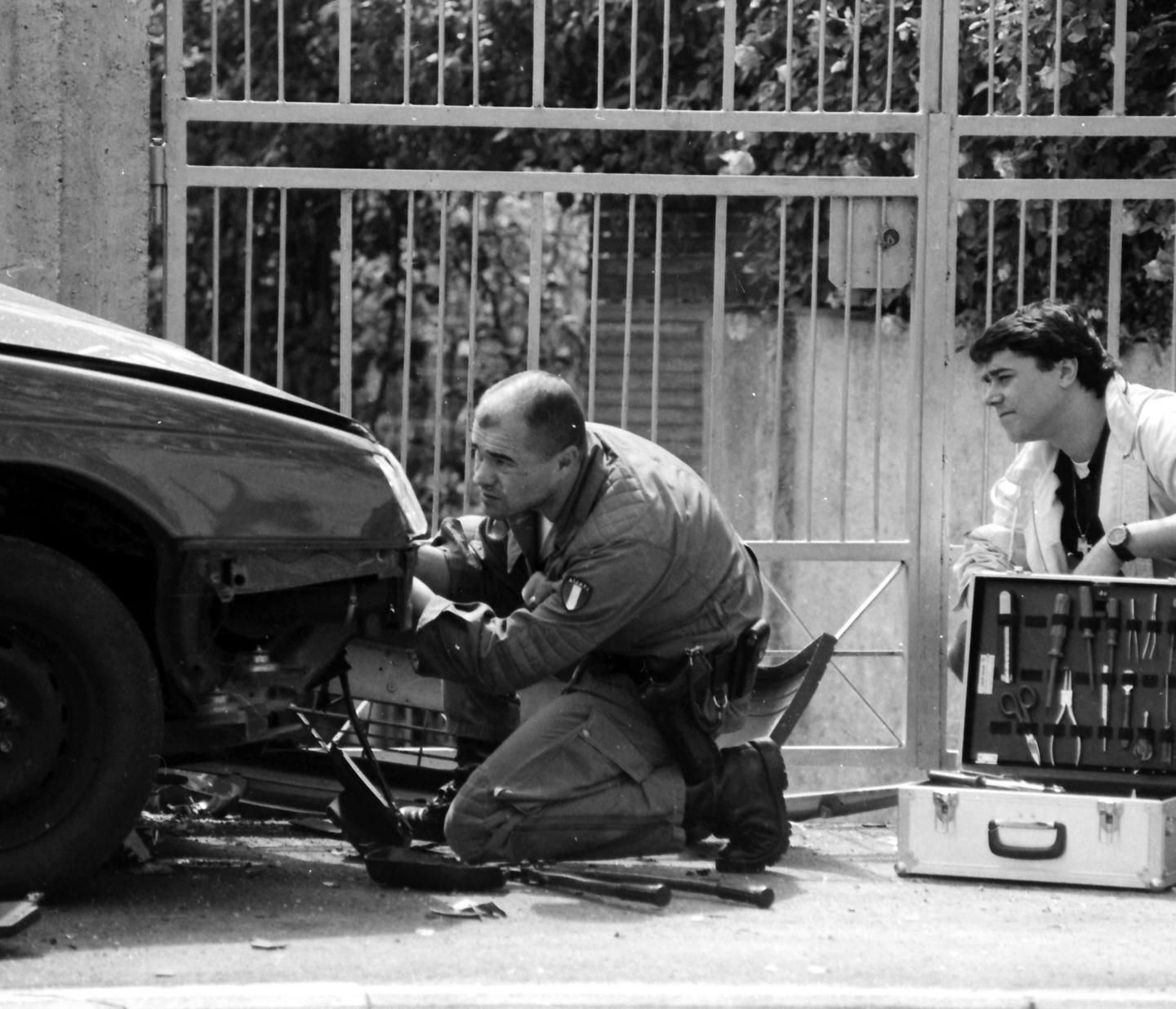 Lama e il caso Dazzi: «L’eversione anarchica dietro quell’autobomba ...