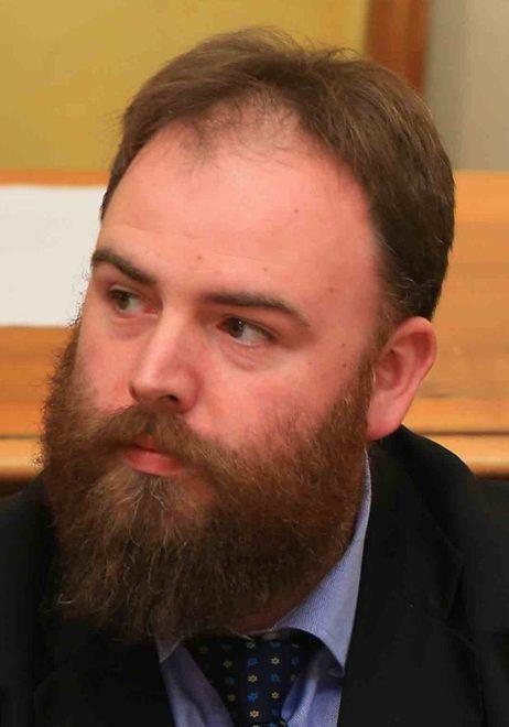 Sala Tricolore difende don Cugini «Contro di lui un gesto vigliacco ...