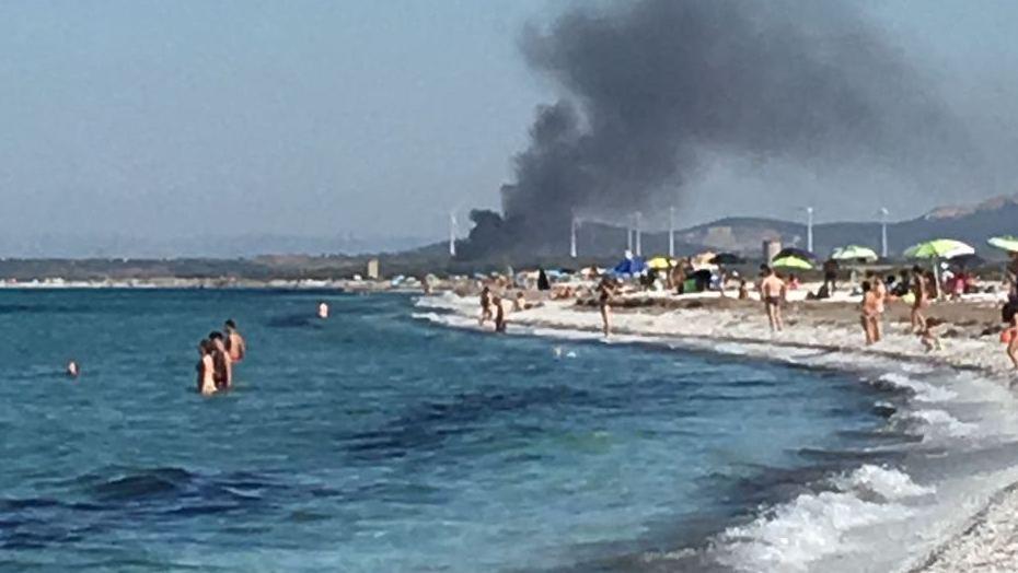 Sei roulotte e un gommone ridotti in cenere a Ezzi Mannu La Nuova Sardegna