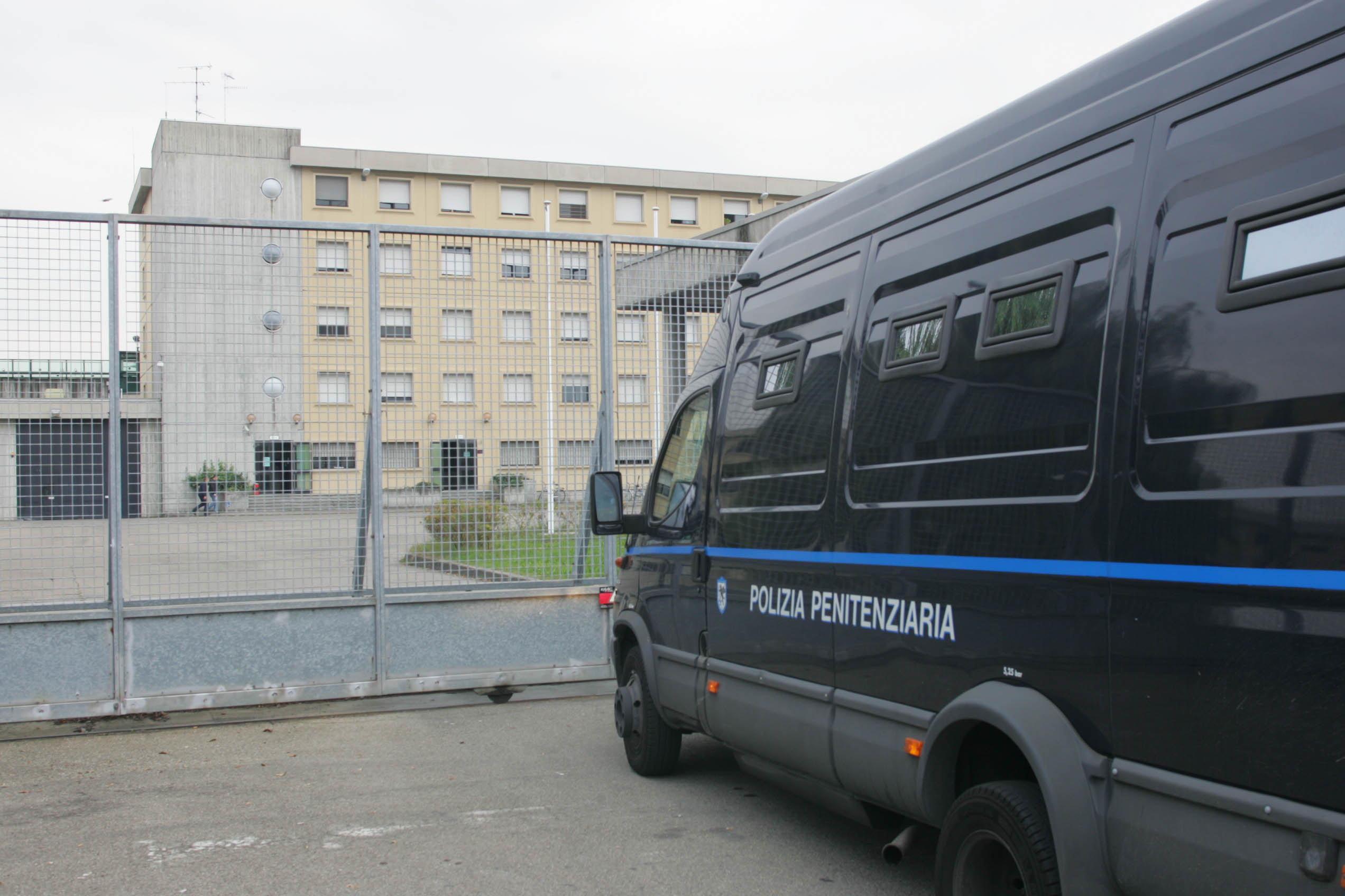 Carcere, pochi agenti e troppi detenuti a Reggio Emilia Gazzetta di Reggio Carcere, pochi agenti e troppi detenuti a Reggio Emilia Gazzetta di Reggio