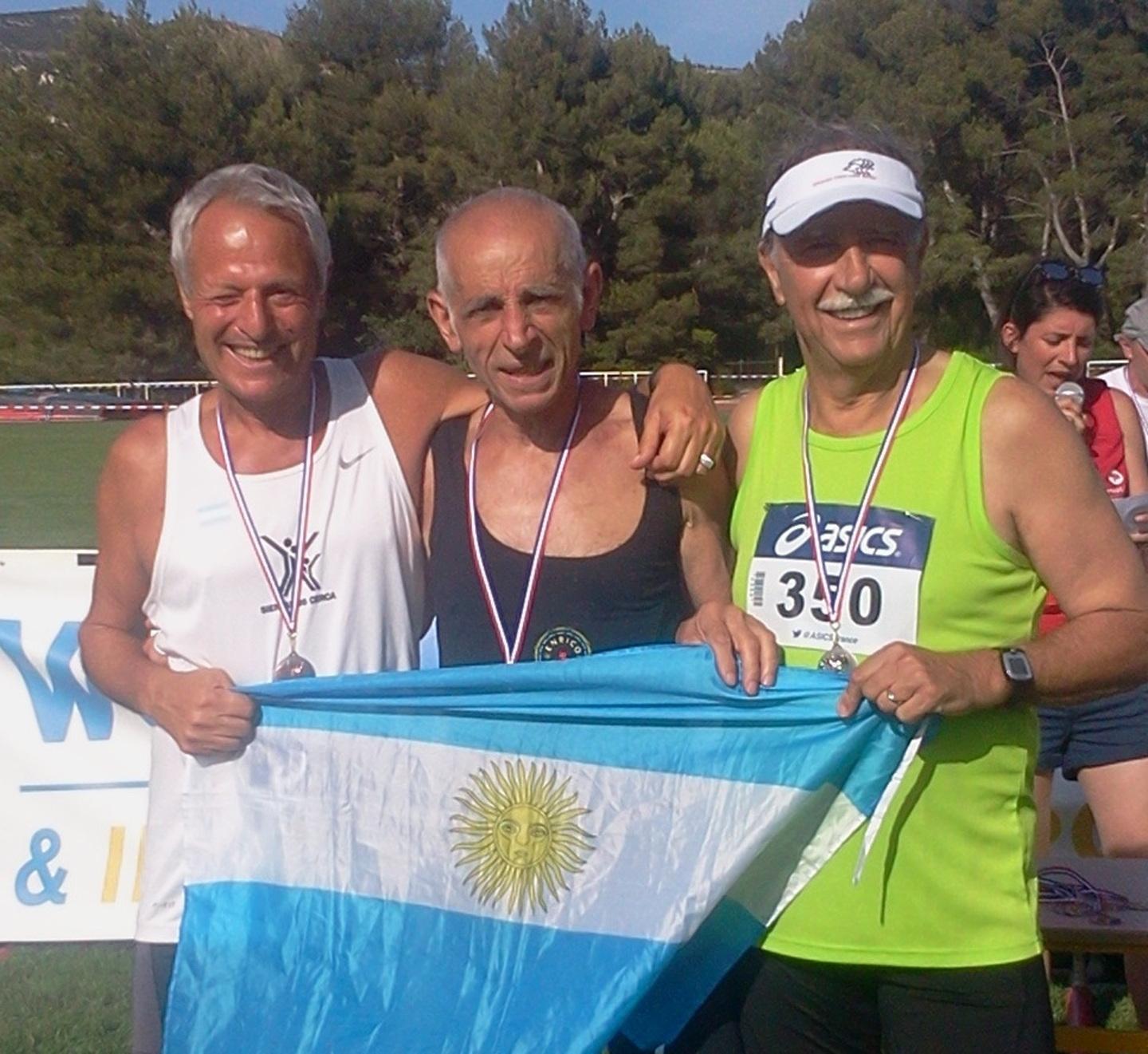 Gran bottino di medaglie per l’ortopedico Mario Vacca - La Nuova Sardegna