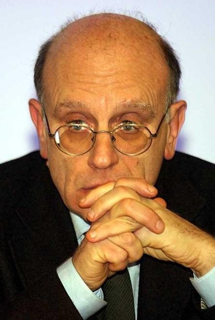 «Garzillo merita la cittadinanza» Ma per il Comune non è il caso ...