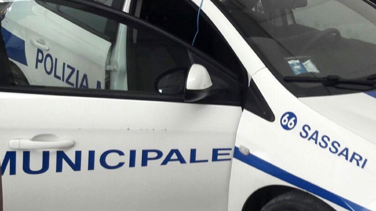 Si Masturba Nel Parco 18enne Denunciato Per Atti Osceni La Nuova Sardegna 9172