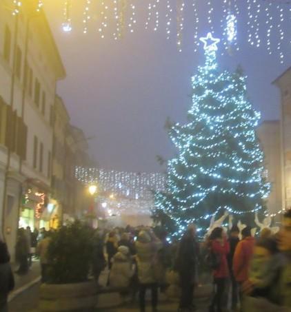 Musica, mercati e sfilate a Finale per rendere omaggio alla “torta ...