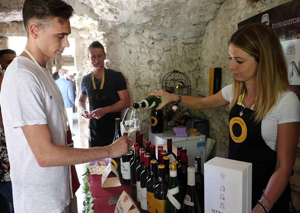 Via a Spino Fiorito, sarà un'edizione a ingressi limitati Il Tirreno