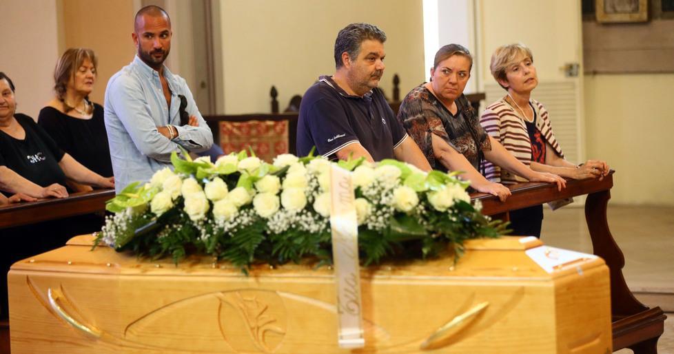 Per Rudi rose bianche e un caldo abbraccio - La Nuova Ferrara