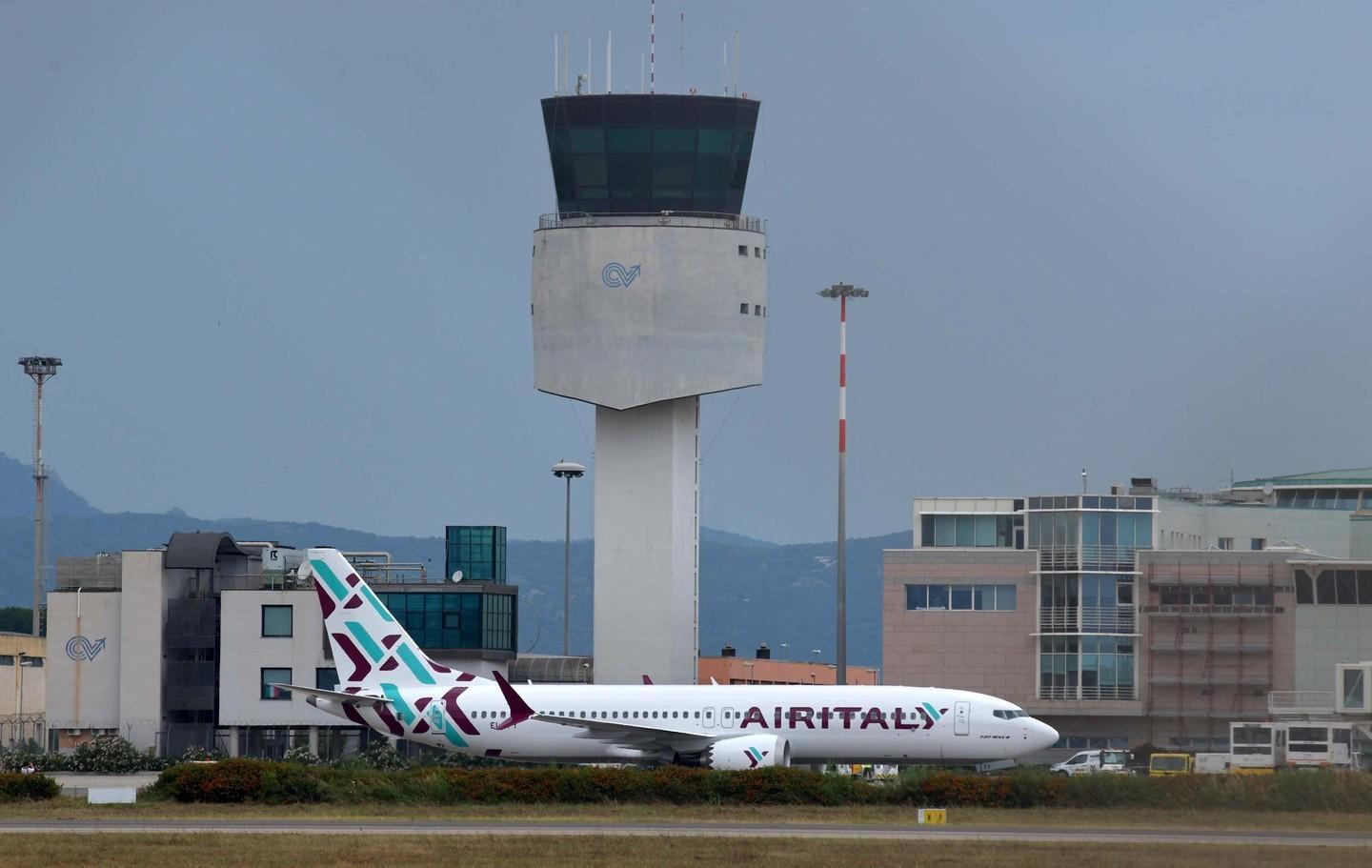 Atterrato il primo Boeing con la livrea Air Italy La Nuova Sardegna