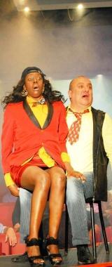 La pantera Lubamba all'ombra del Duomo Anche la showgirl sul set di San ...