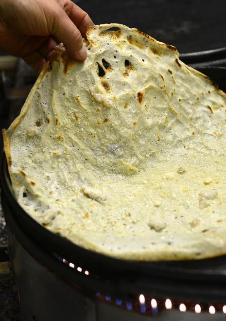 La cucina della nonna/ I borlenghi: acqua, farina e leggende - Gazzetta ...