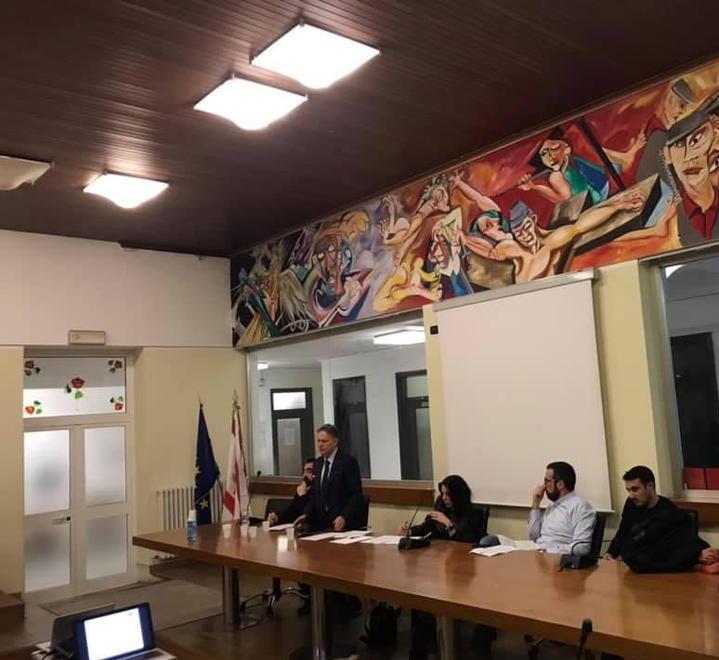 Vuoi aprire un’attività in centro storico? Ad Aulla per 3 anni non ...