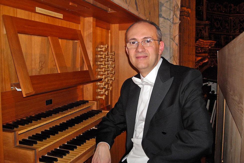 Modena, il grande organista Roberto Marini con Reger e Bach in Duomo ...