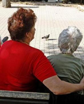 Le badanti sono delle ladre, l’arzilla vecchietta le smaschera - Il Tirreno
