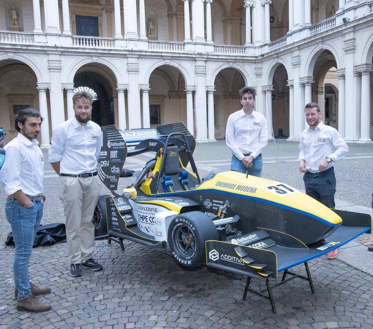 Formula 1 degli studenti: c’è anche il bolide ibrido realizzato a ...