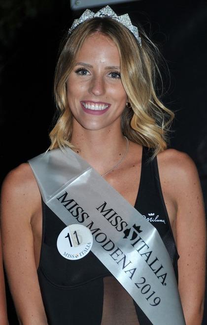 Gaia Ferrari di Palagano si aggiudica la fascia di Miss Modena ...