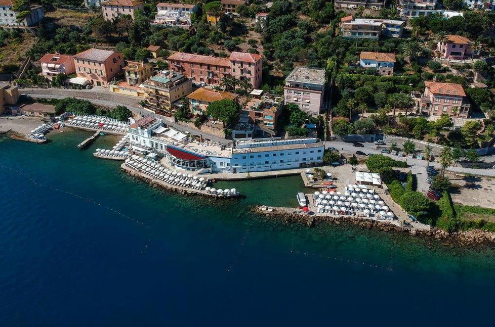 La storica Caletta festeggia 70 anni - Il Tirreno