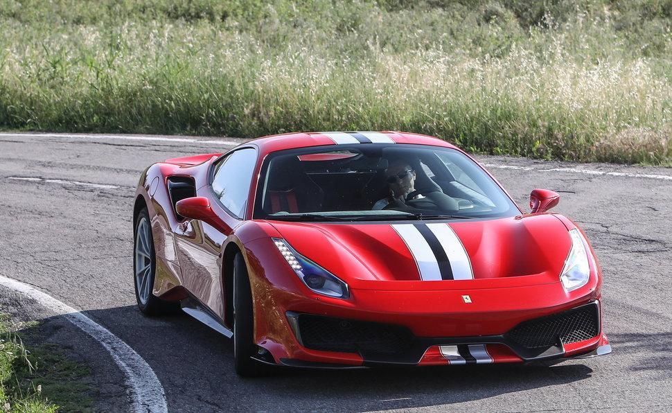 Modena. Ferrari 488 pista è la Supercar dell'anno - Gazzetta di Modena
